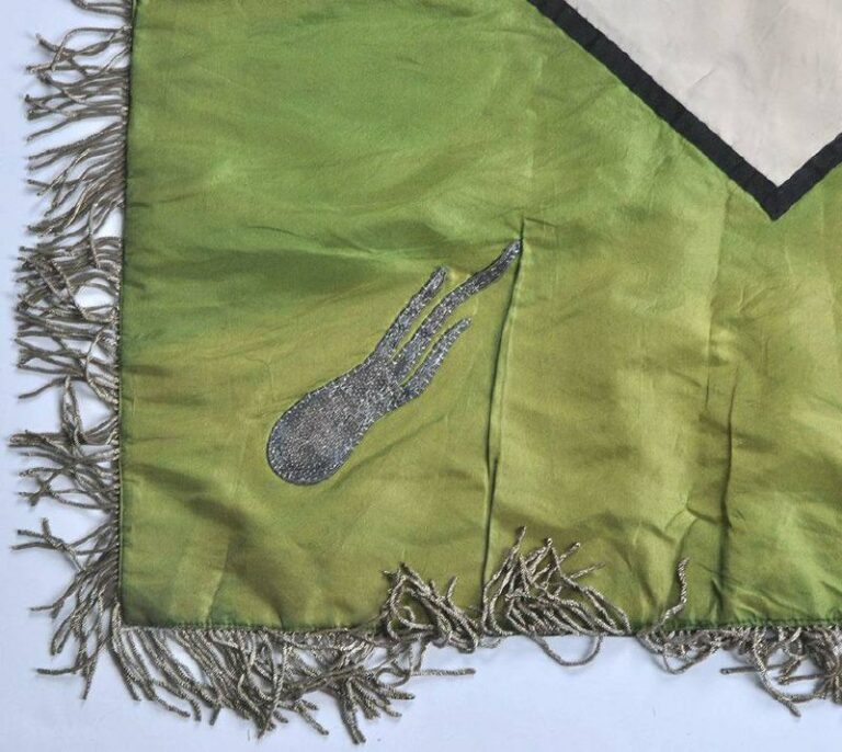 Warstory Antiques - General Goring Regimental Standard with Pole Top ...