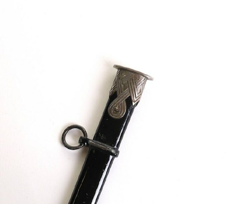 Warstory Antiques - SS Presentation Sword by Muller