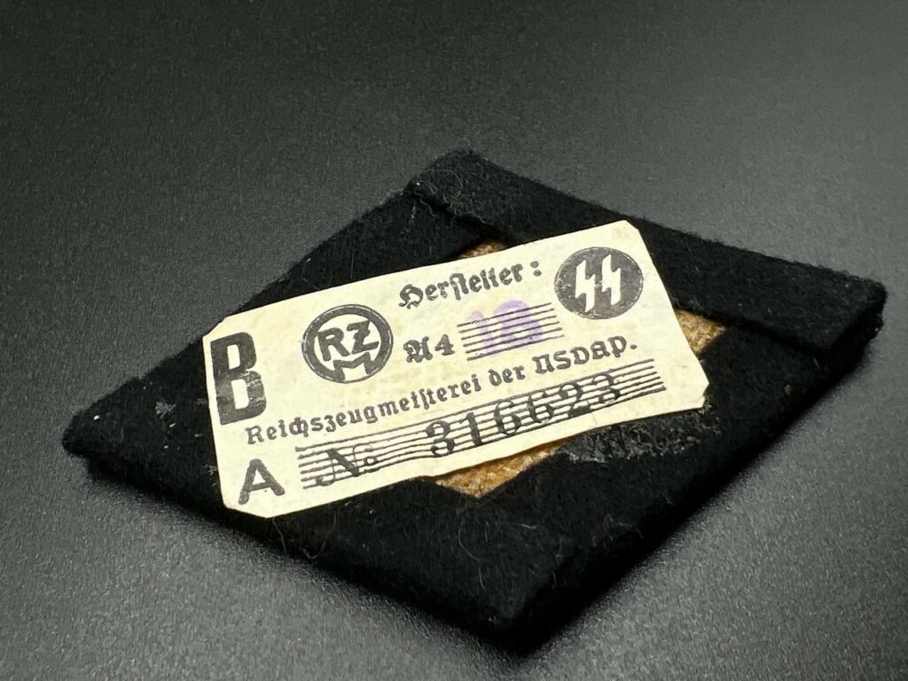 Warstory Antiques - A Sleeve Diamond for SS Signals Enlisted