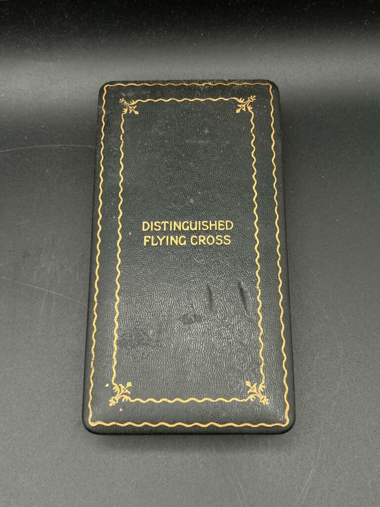 Warstory Antiques - U.S. Distinguished Flying Cross – Complete Set in ...