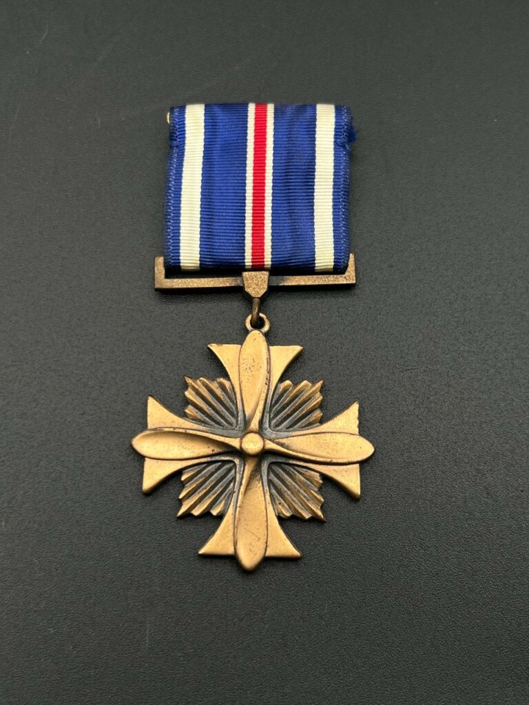 Warstory Antiques - U.S. Distinguished Flying Cross – Complete Set in ...
